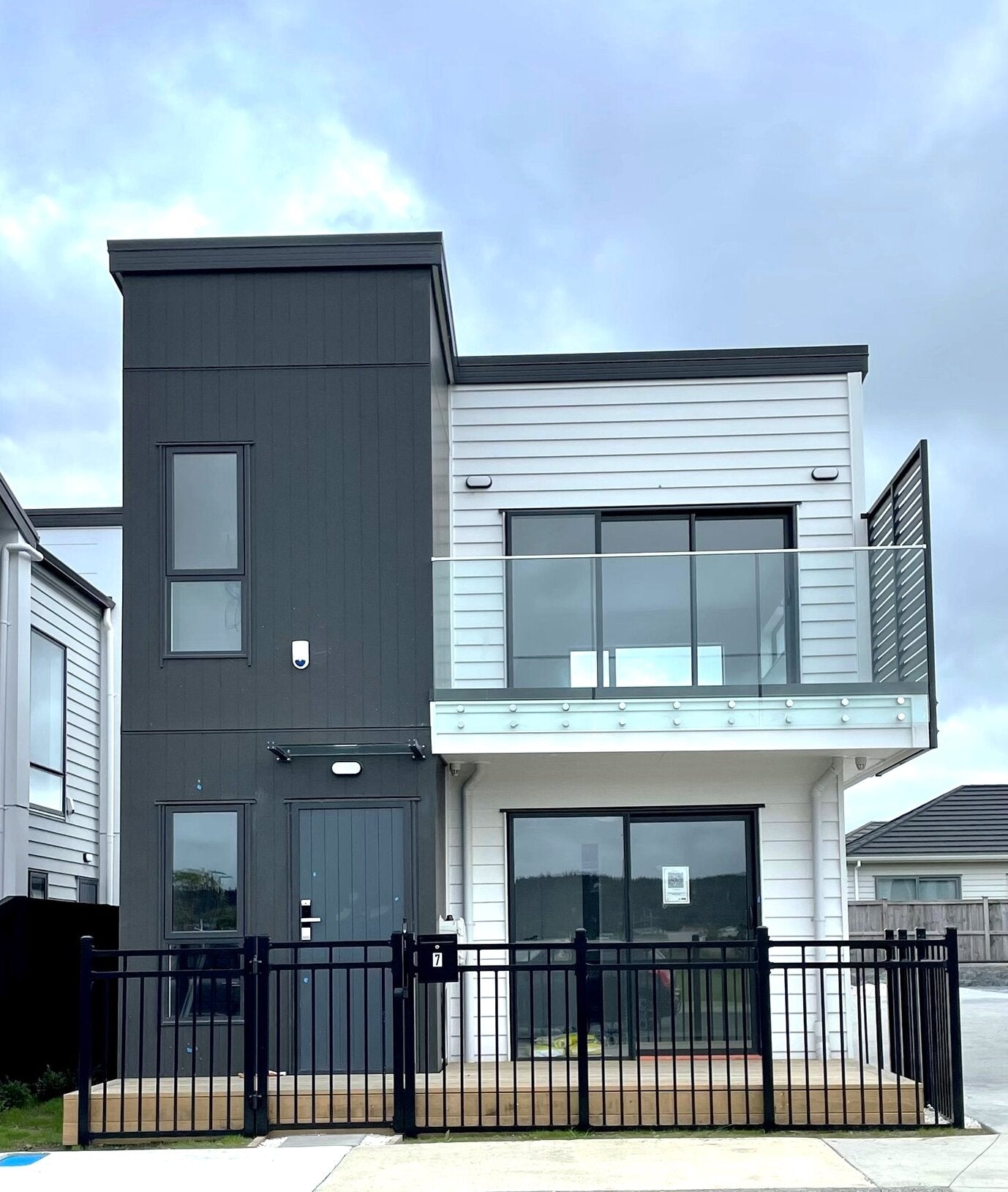 Ovate Classic - Plain Bulkhead