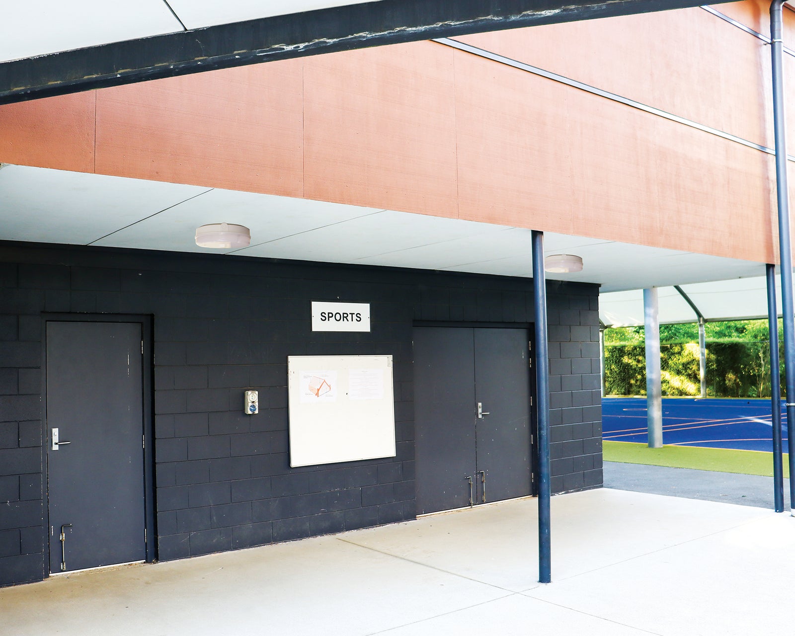 Burly - Round Knockout Bulkhead